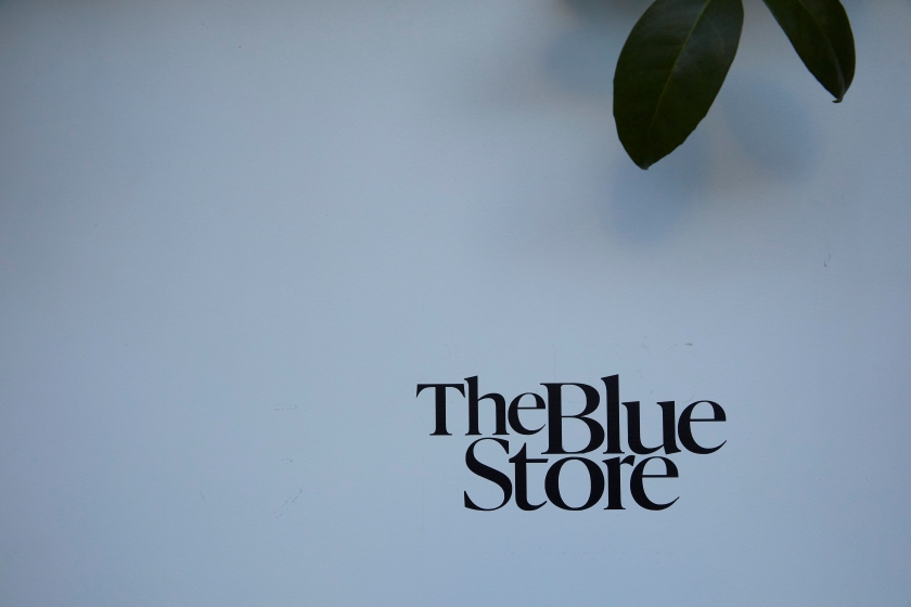 今週末は『CRT』のオフィシャルショップ『THE BLUE STORE』でhave a nice time trip!｜雑誌Begin(ビギン)公式サイト